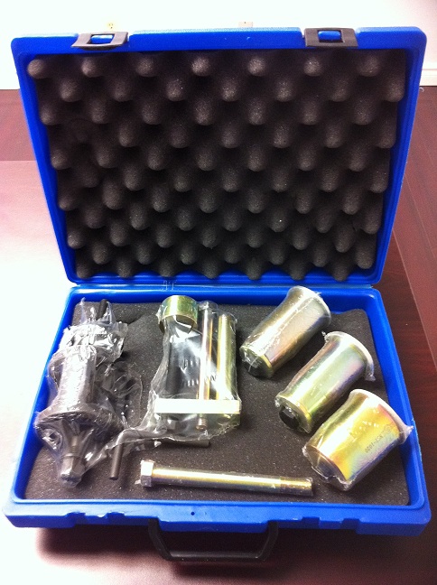 MERCEDES BENZ SLEEVE ASSEMBLY DEVICE AND ASSEMBLY FIXTURE TOOL